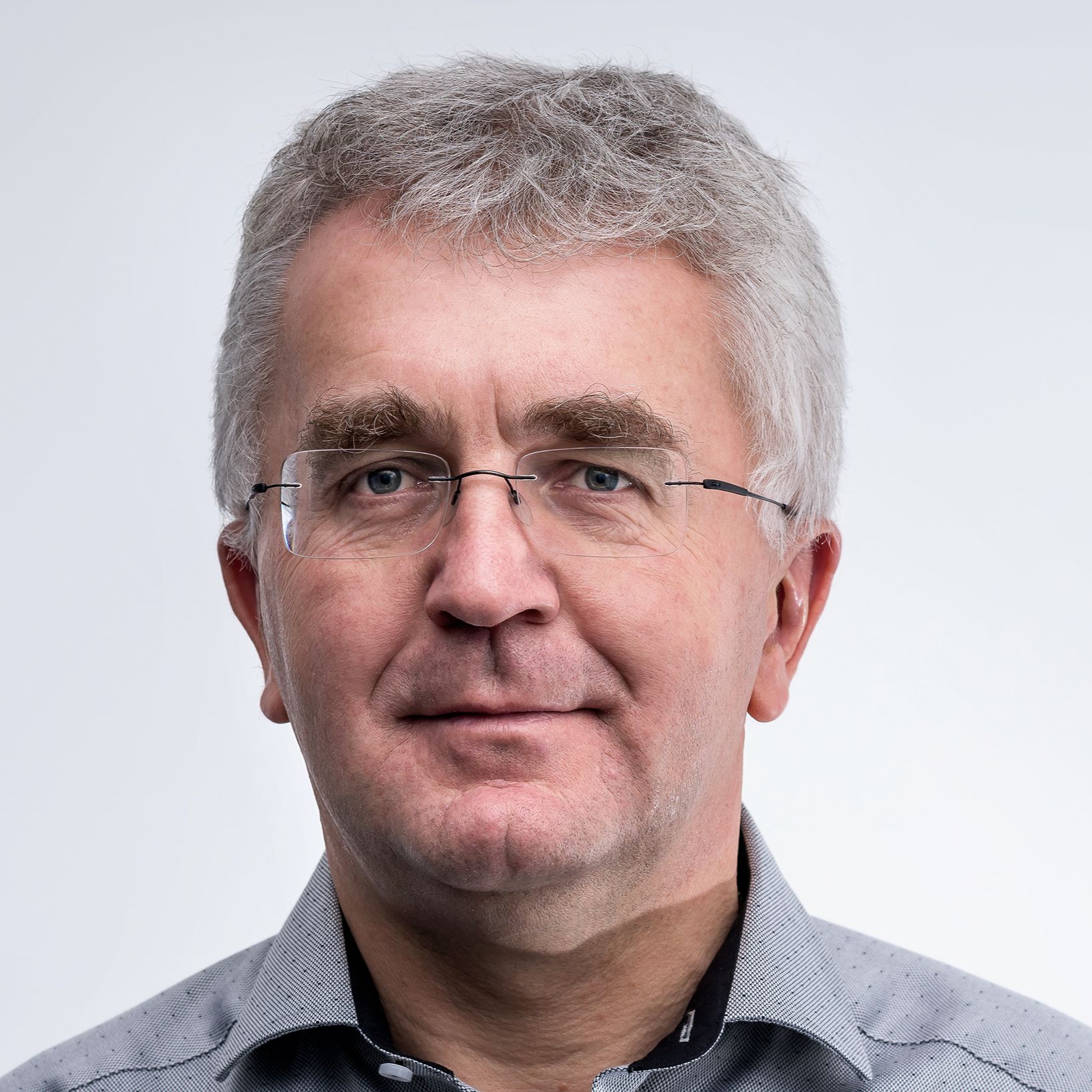 AWS Partner: Cloud Economics Accreditation - Credly