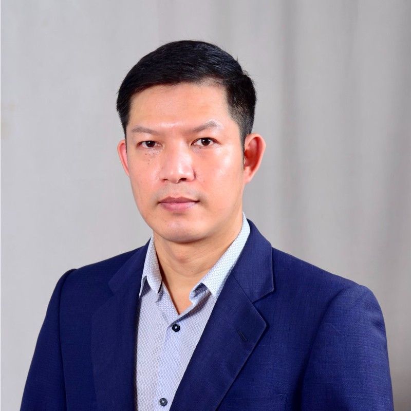 AWS Partner: Cloud Economics Accreditation - Credly