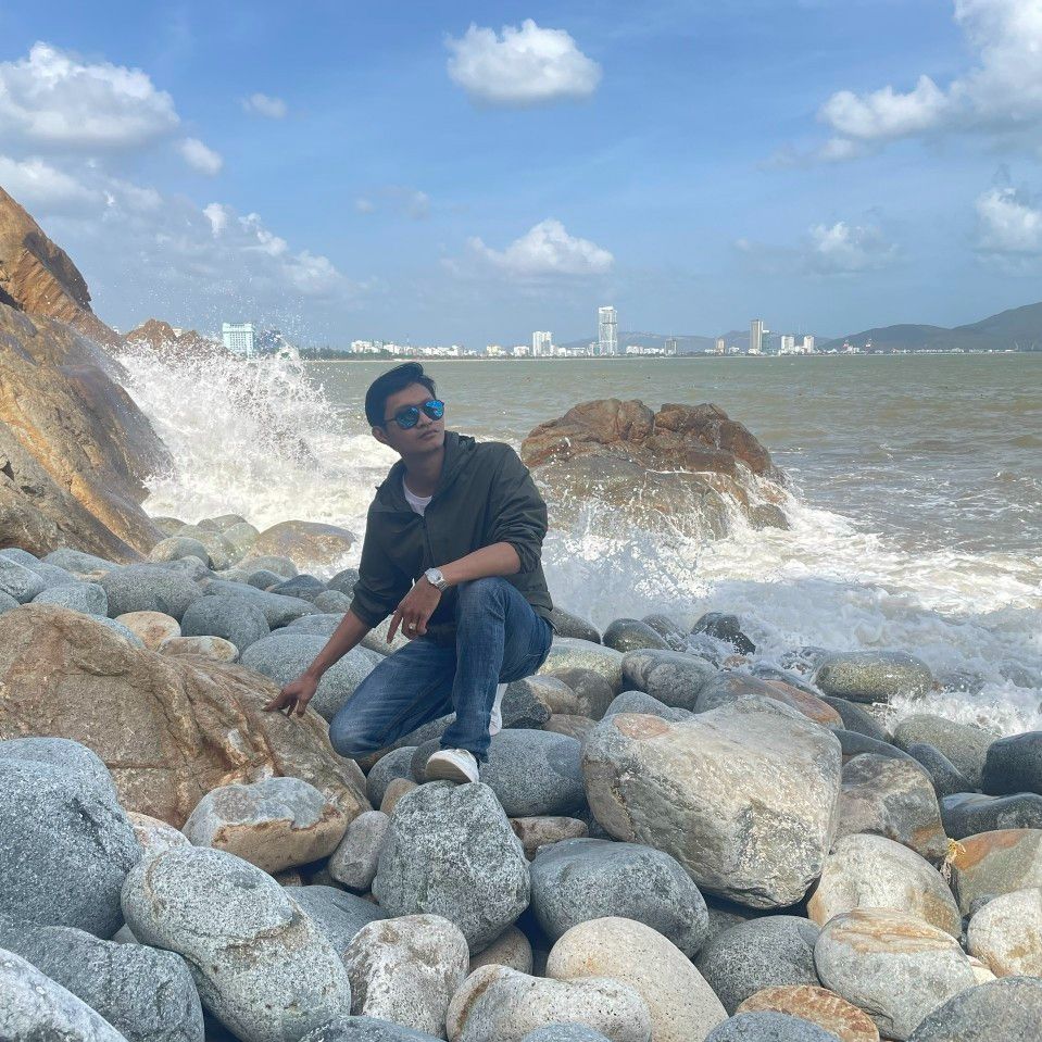 OEM Databases Technical Sales Intermediate - Credly