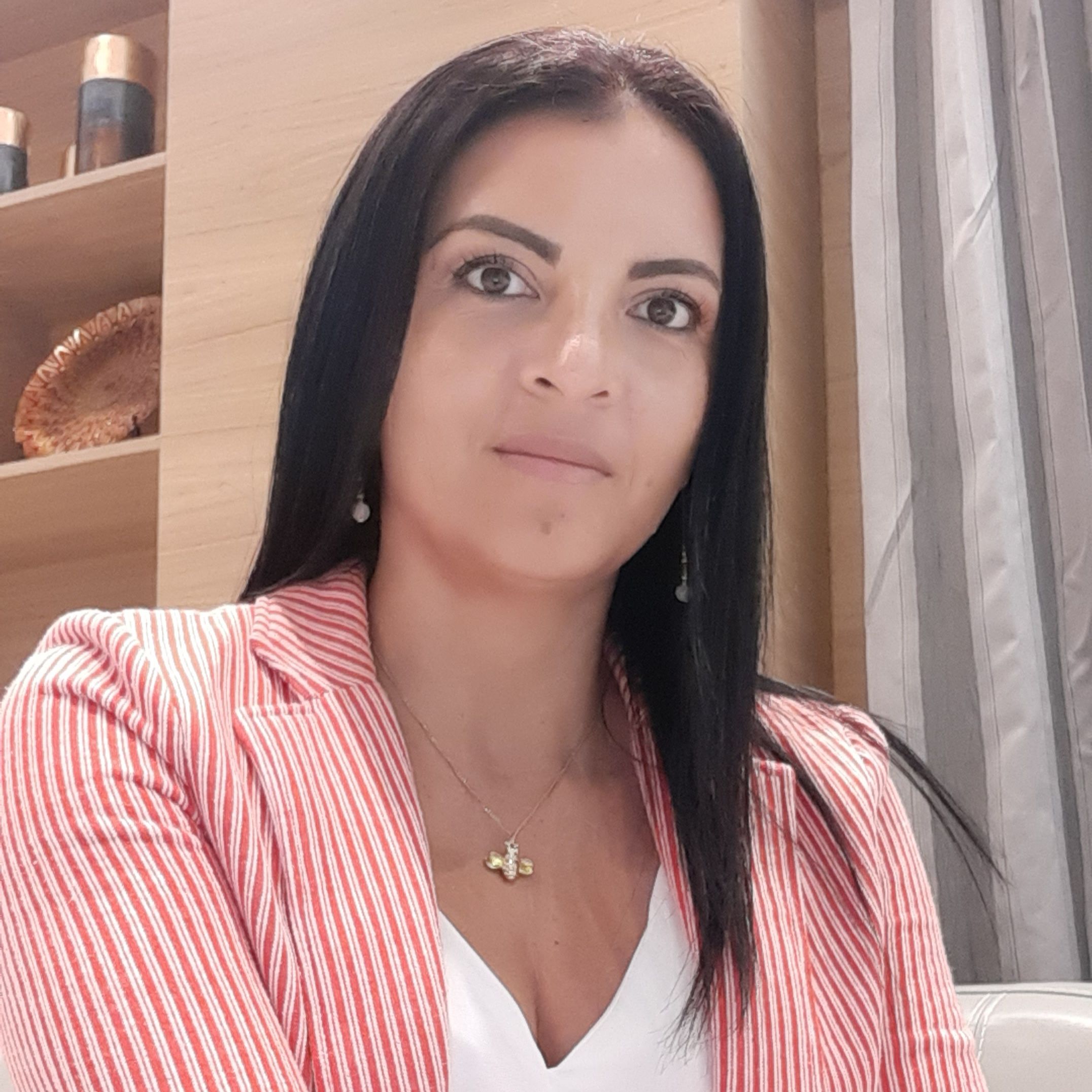 HPE Sales Certified Edge-to-Cloud [2021] - Credly